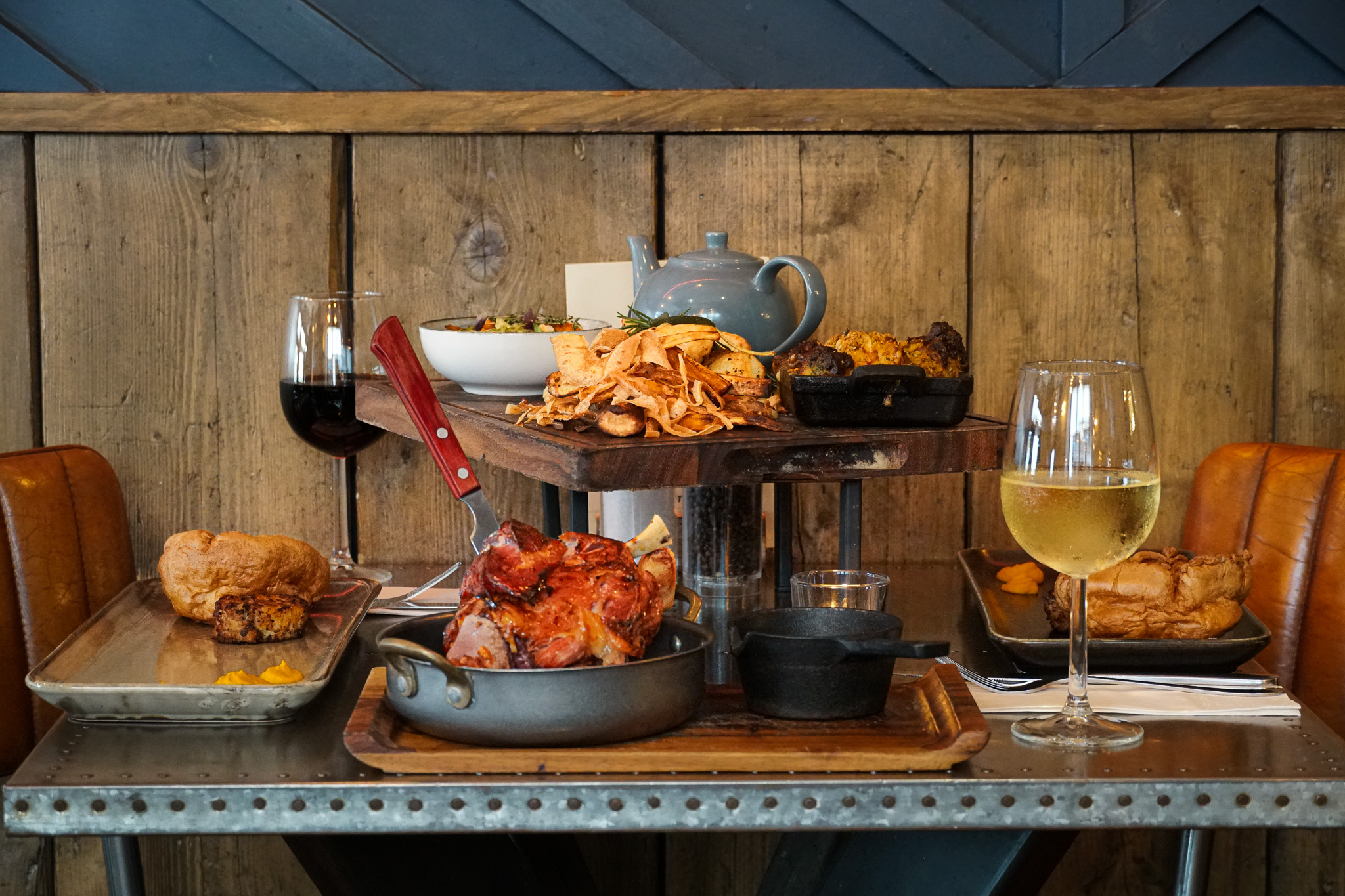 Twenty1 Torquay | Bar - Lounge - Eatery